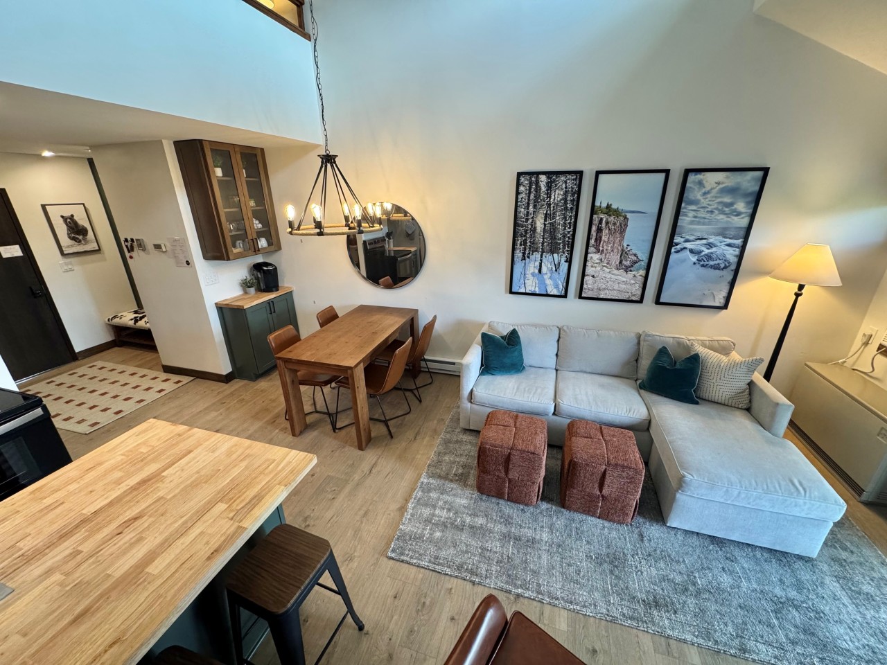 Ski-in/out Access And Scenic Views - Cozy Lofted Retreat - Lutsen, MN
