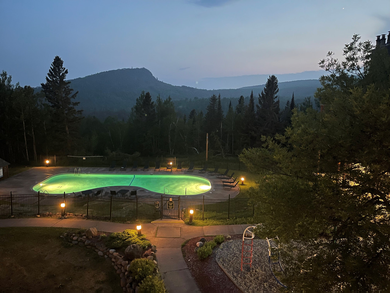 Ski-in Access And Full Resort Amenities - Inviting Mountain Haven - Lutsen, MN