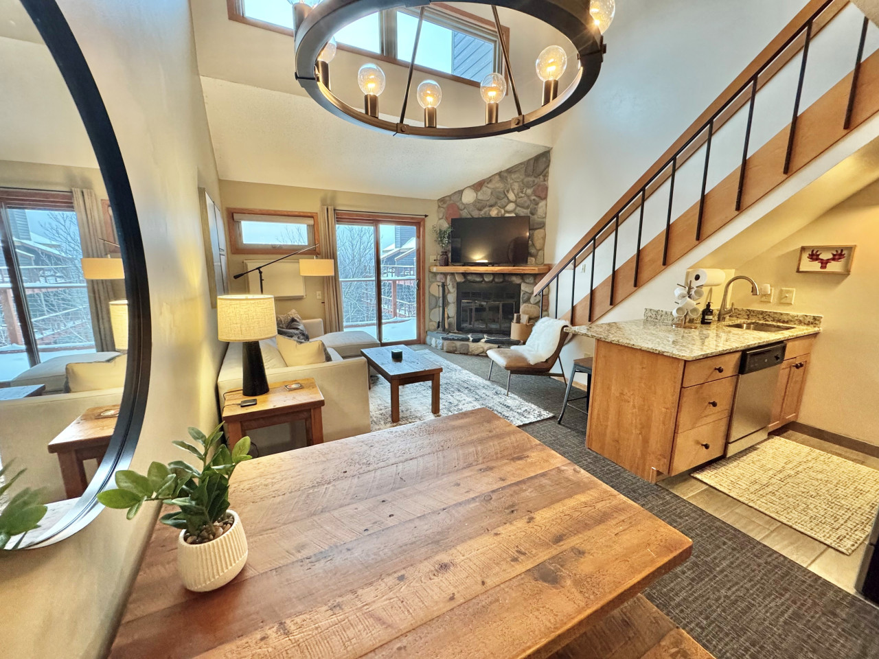 Ski-in/out Access And Scenic Views - Stunning Mountain Retreat - Lutsen, MN