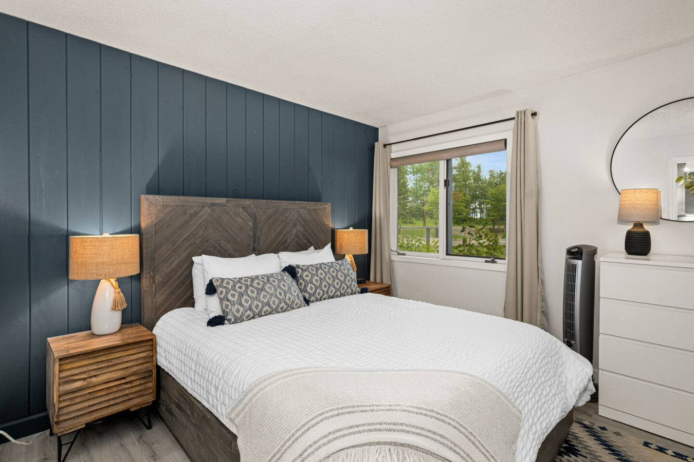 Ski-in Ski-out Access And Serene Mountain Views - Charming Getaway - Lutsen, MN