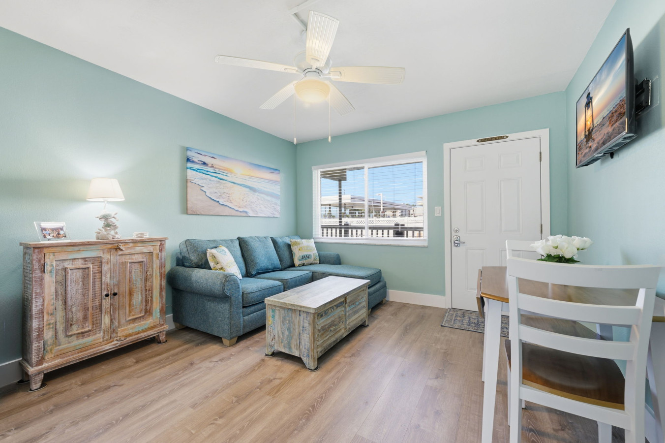 Cozy Ground-floor Retreat At Tropic Breeze – Walk To Madeira Beach! - Madeira Beach, FL
