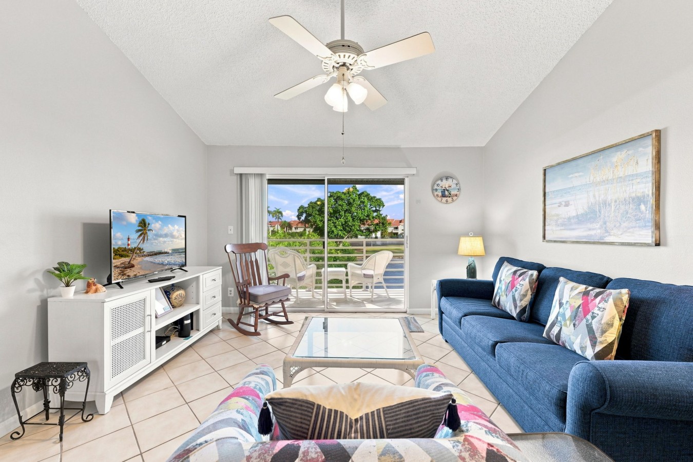 Corner Unit 2br/2ba Condo – Vista Verde East 3-219, Isla Del Sol, St. Pete Fl - St. Petersburg, FL