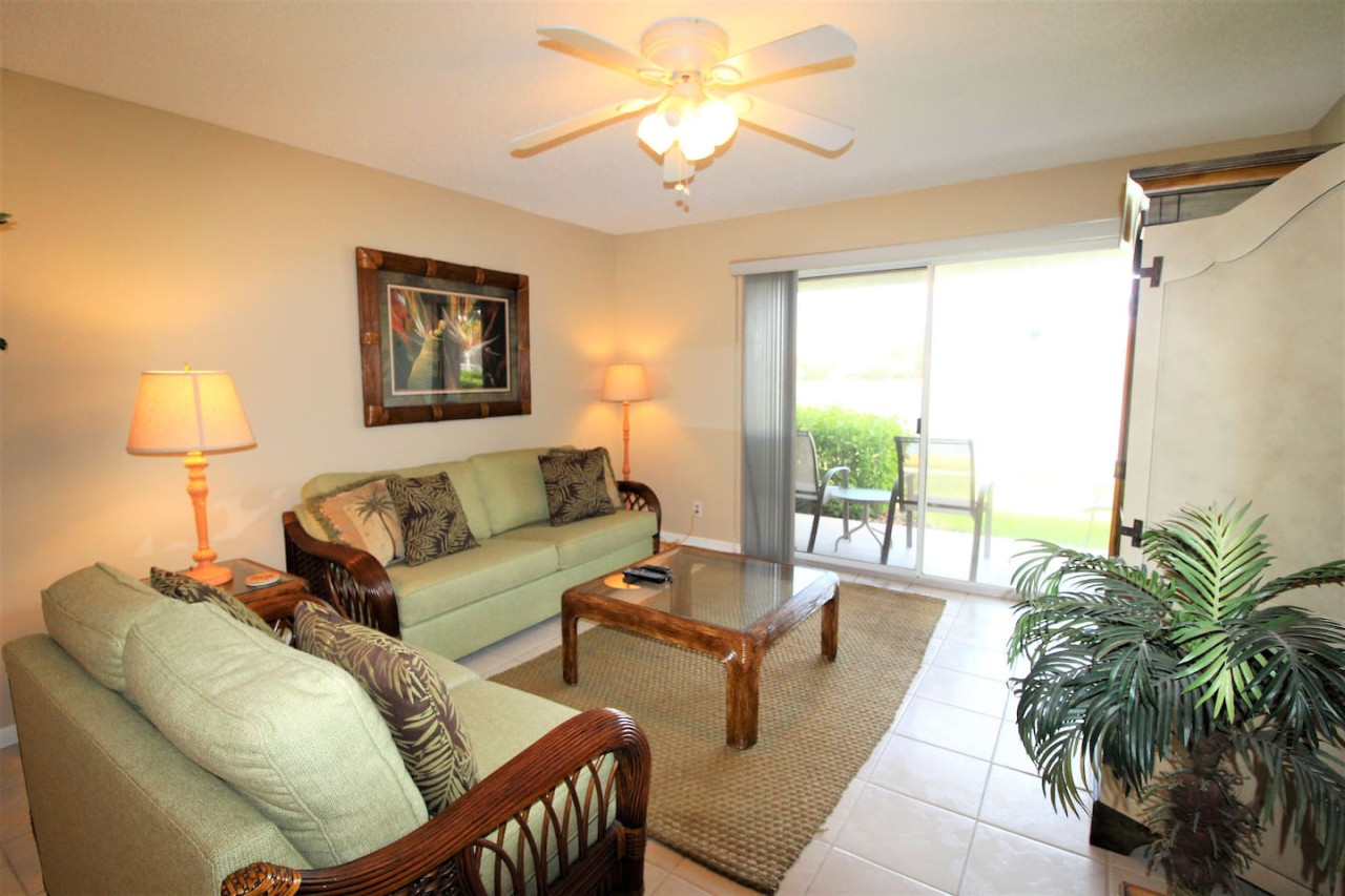 St Pete Isla Vista Verde West 1-104 2/2 Ground - San Petersburgo, FL