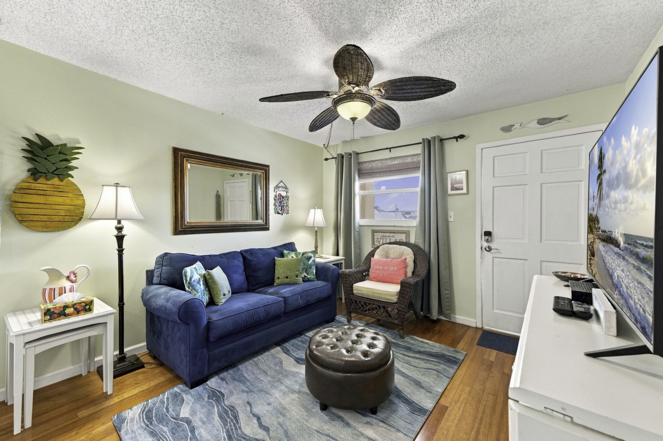 Sunset Cove 28s | Steps To Sunset Beach, Pool & Waterfront Dock - Treasure Island, FL
