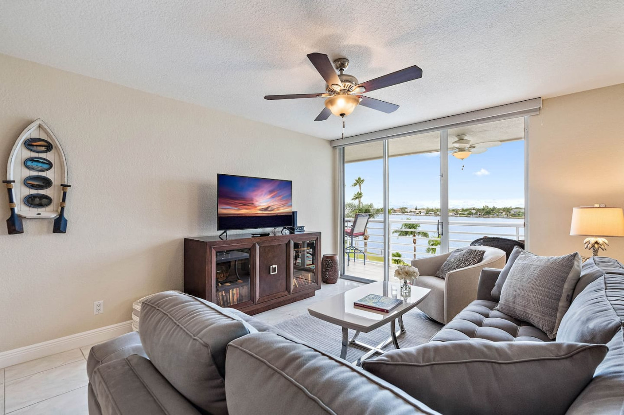 Bahia Vista 8-411| 2bd| 2ba - St. Petersburg, FL
