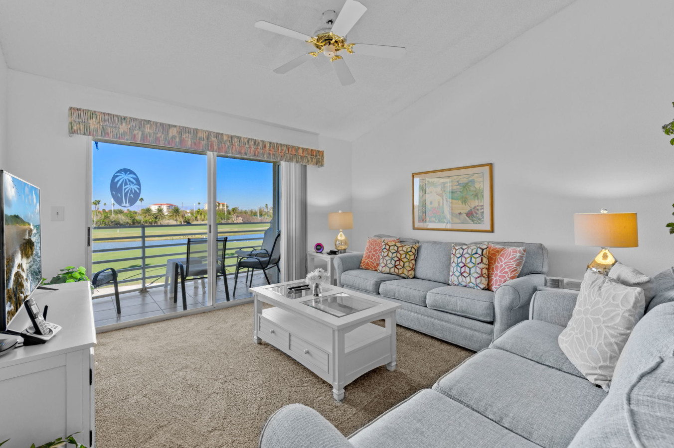 Stunning Golf Course Views And Heated Community Pool - Inviting Retreat - St. Petersburg, FL