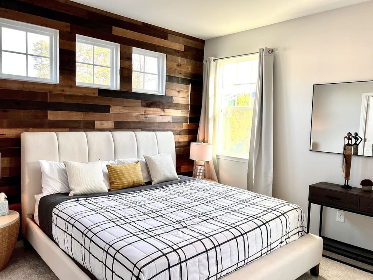 Buckingham - Luxury Living, Corporate Ready – Just Minutes From Duke & Rtp With Pool & Gym - Durham, NC