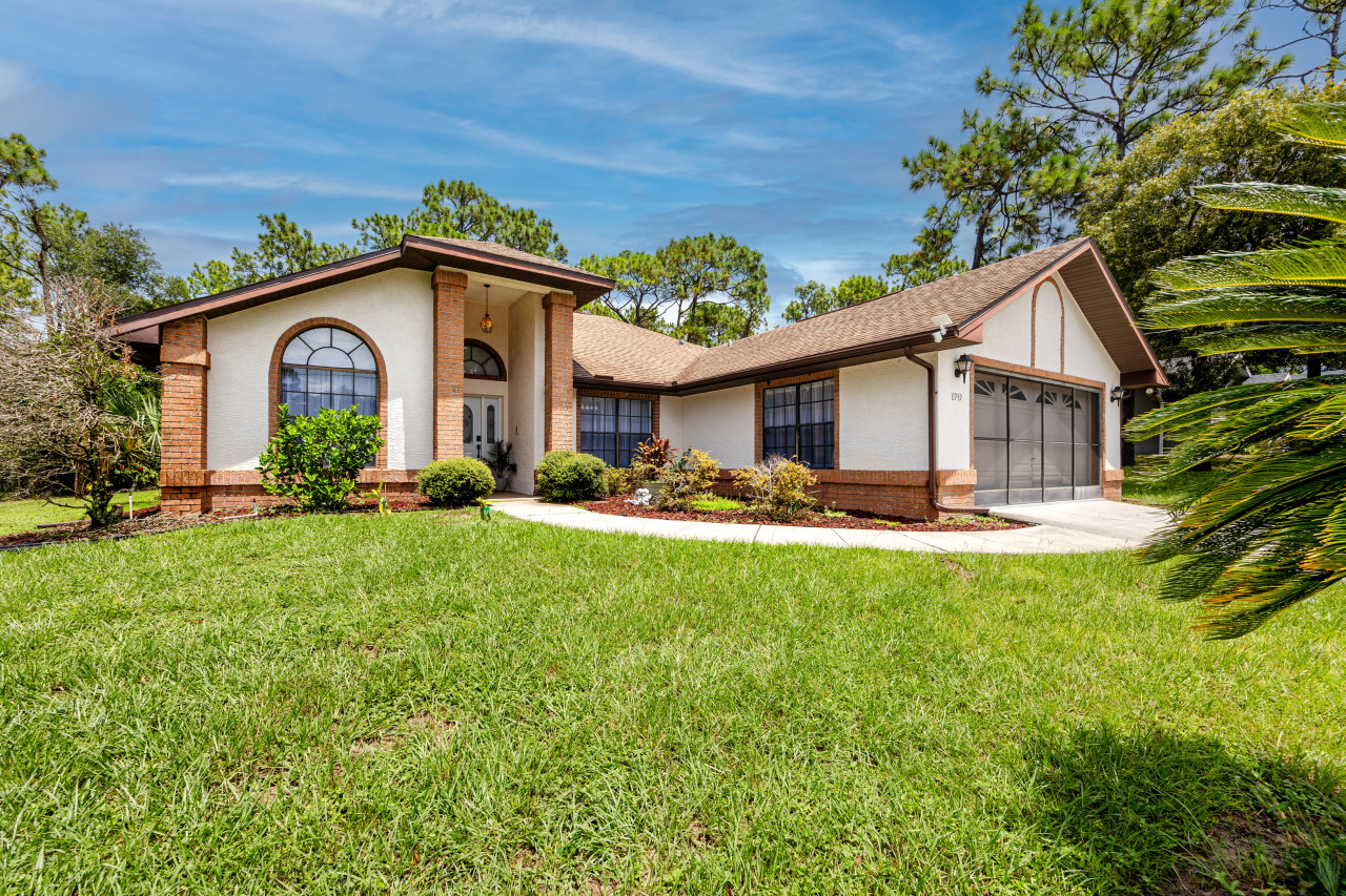Weeki Wachee House - Weeki Wachee, FL