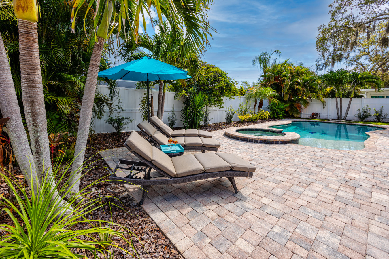 Palm Harbor Hideaway - Palm Harbor, FL