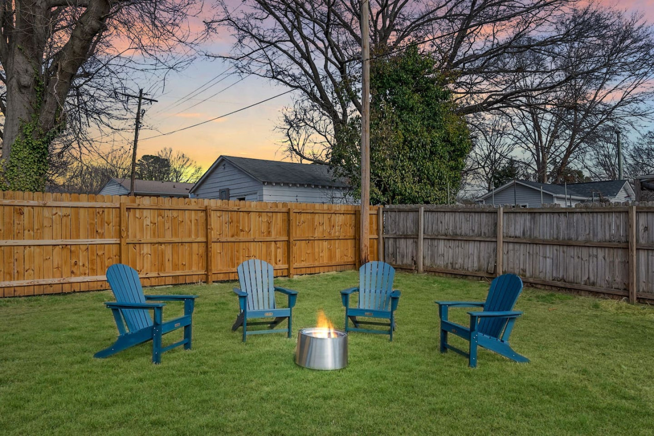 Modern Bungalow With Game Room, Fire Pit & Grill - Greensboro, NC