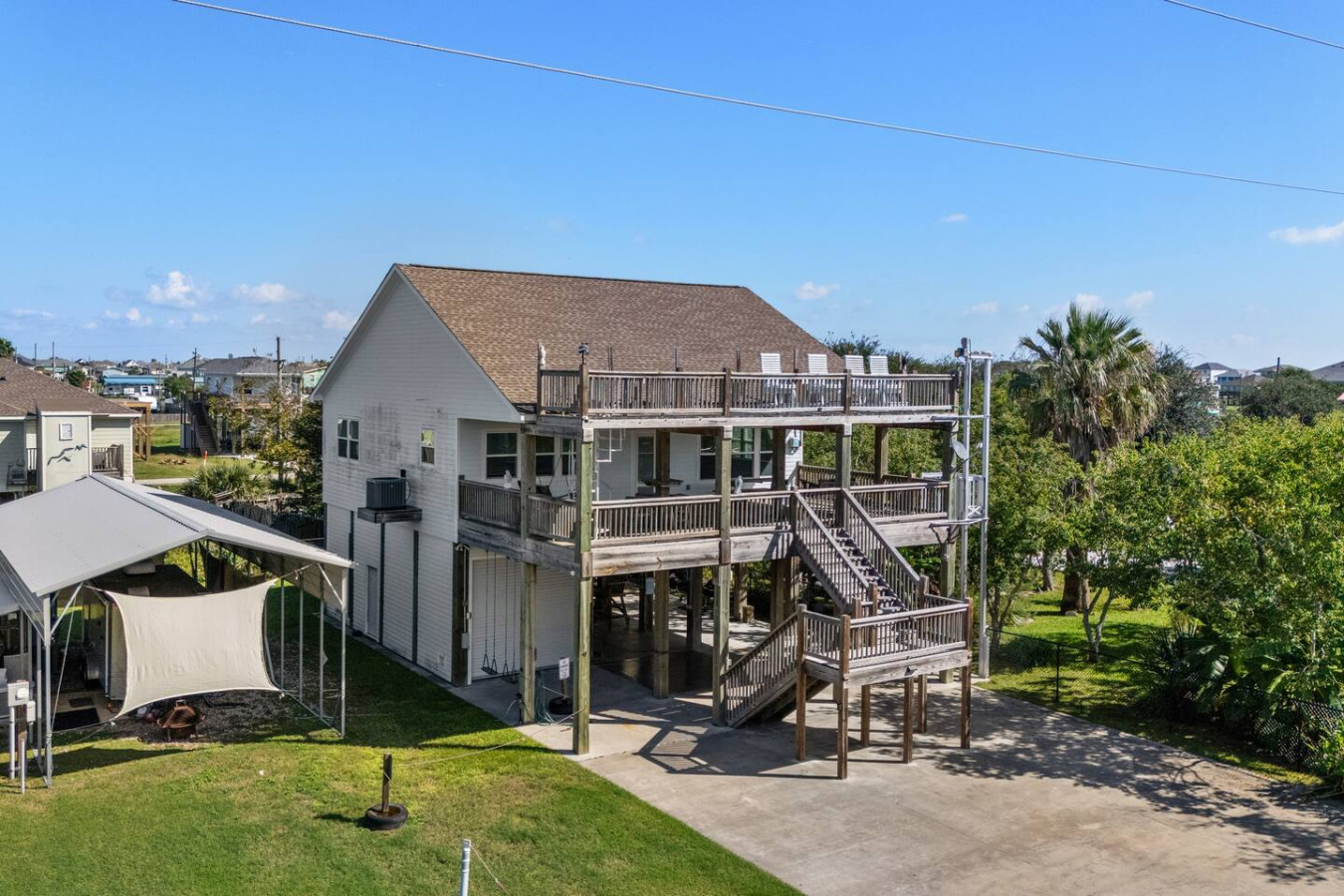 Central 2br/2ba, Easy Beach Access, Sleeps 10 - Crystal Beach, TX