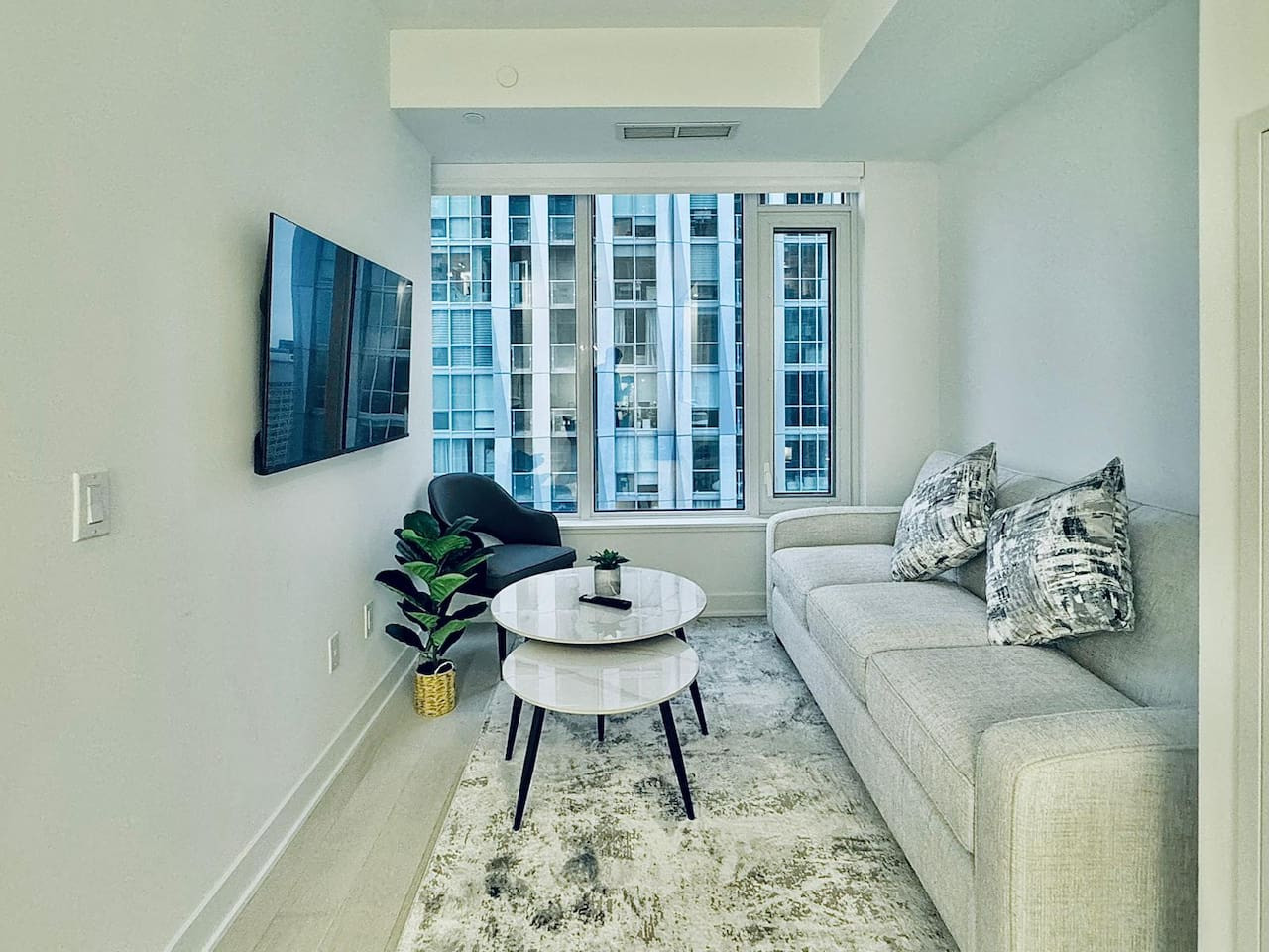 The Luxe Escape | Premium 1br In Yorkville - Toronto