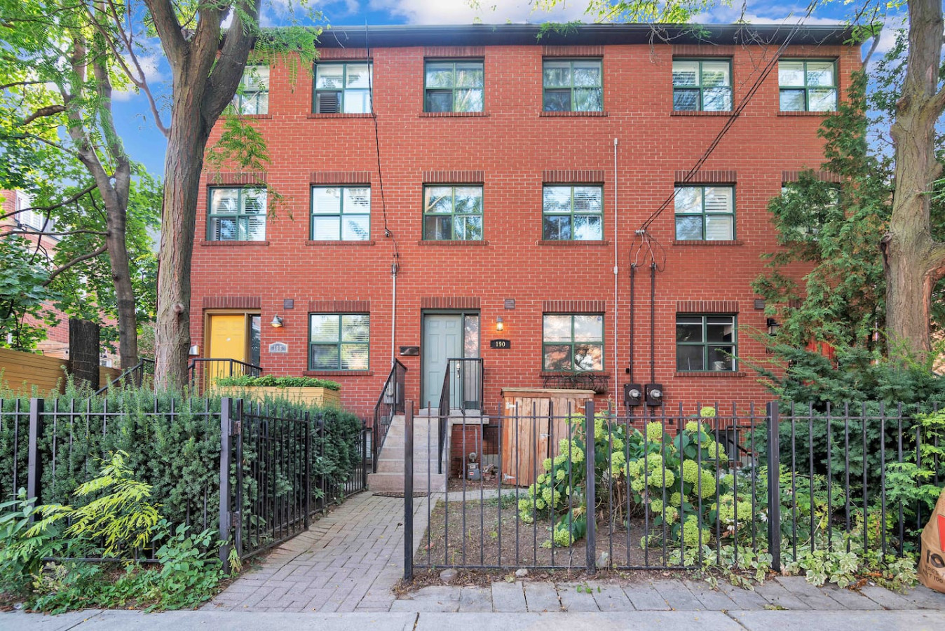 Cozy & Spacious 1br Getaway In Prime Downtown - Toronto
