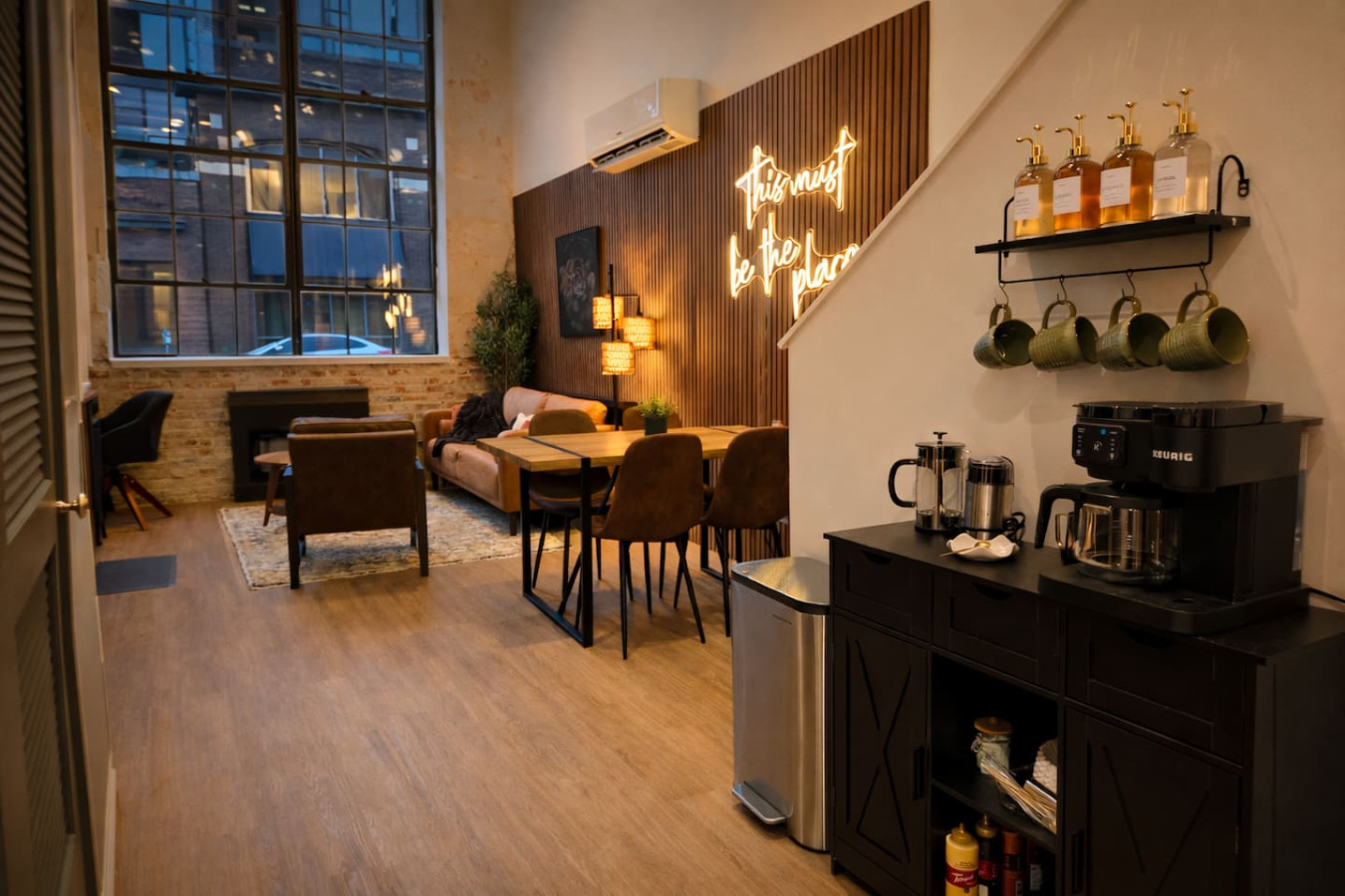 Historic Loft | Soaring Ceilings, 2 Beds,downtown - Spokane, WA