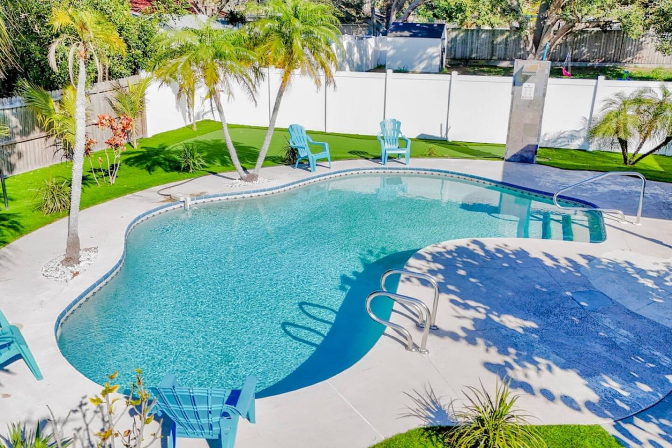Mini-golf 2/1 With Heated Pool. - Largo, FL