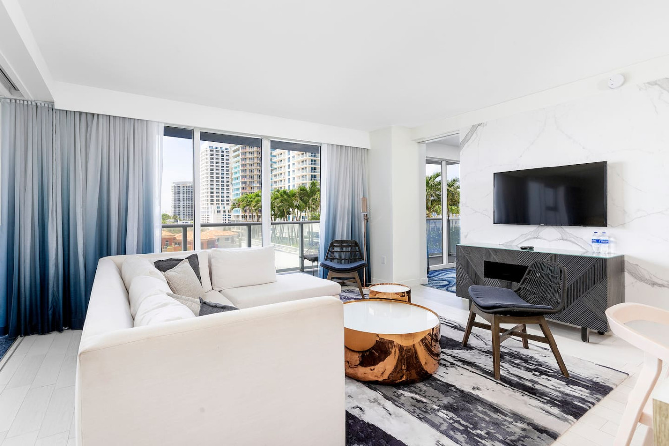 6th Floor 2br At W Residences - Ocean And City Views - Bahamas