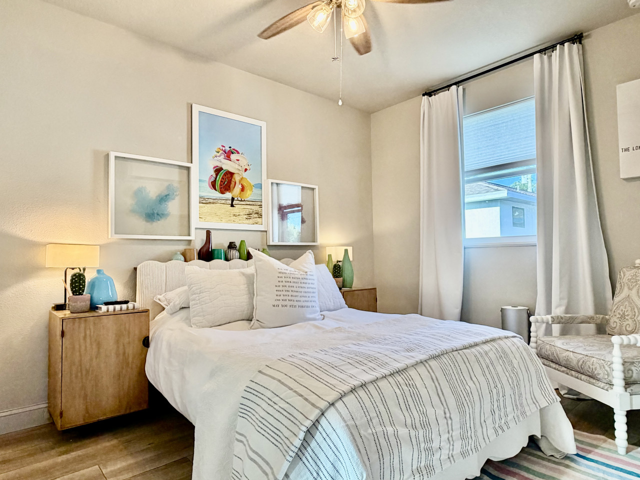 Remote Worker Friendly | Pets Welcome | Bike Or Walk - Sarasota