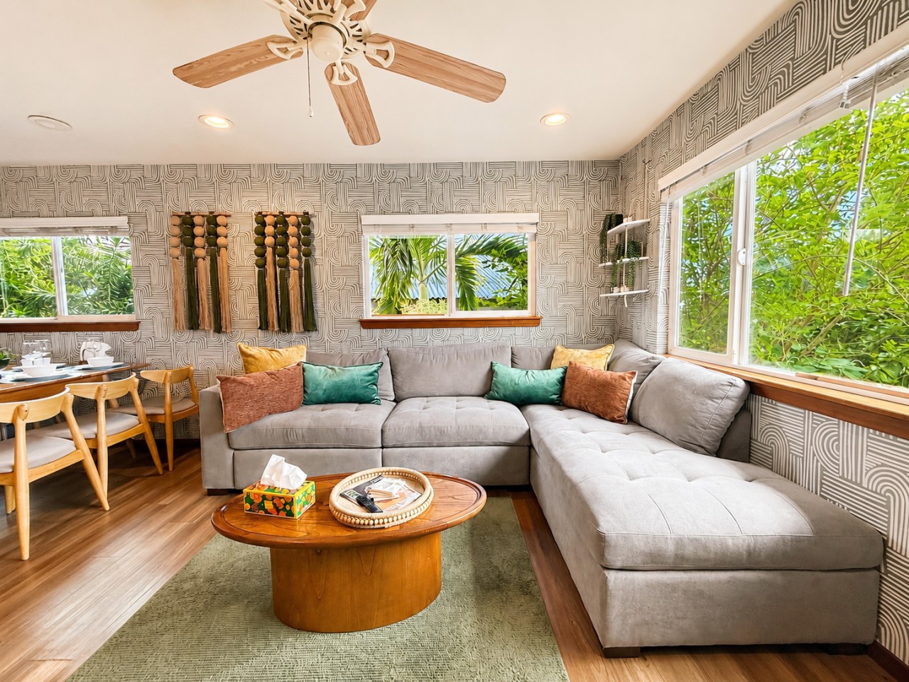Ocean View And Comfy Living Space - Serene Hawaiian Retreat - Kailua-Kona