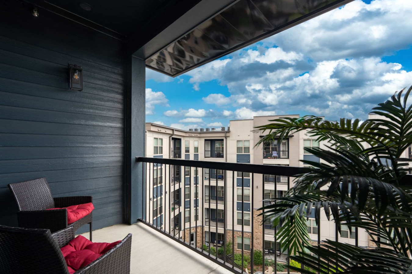 Luxury Apartment - Pool, Restaurants & Shopping - Hoover, AL