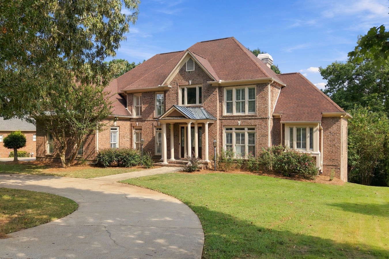 Estate On The Fairway - Birmingham, AL