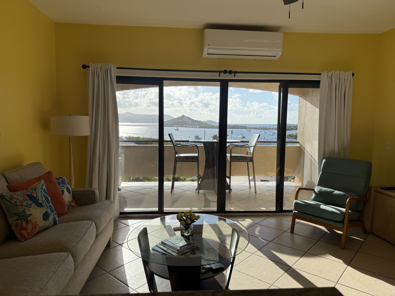 Walk To Ferry • Red Hook 1br Condo W/ Balcony Views + Free Parking - U.S. Virgin Islands