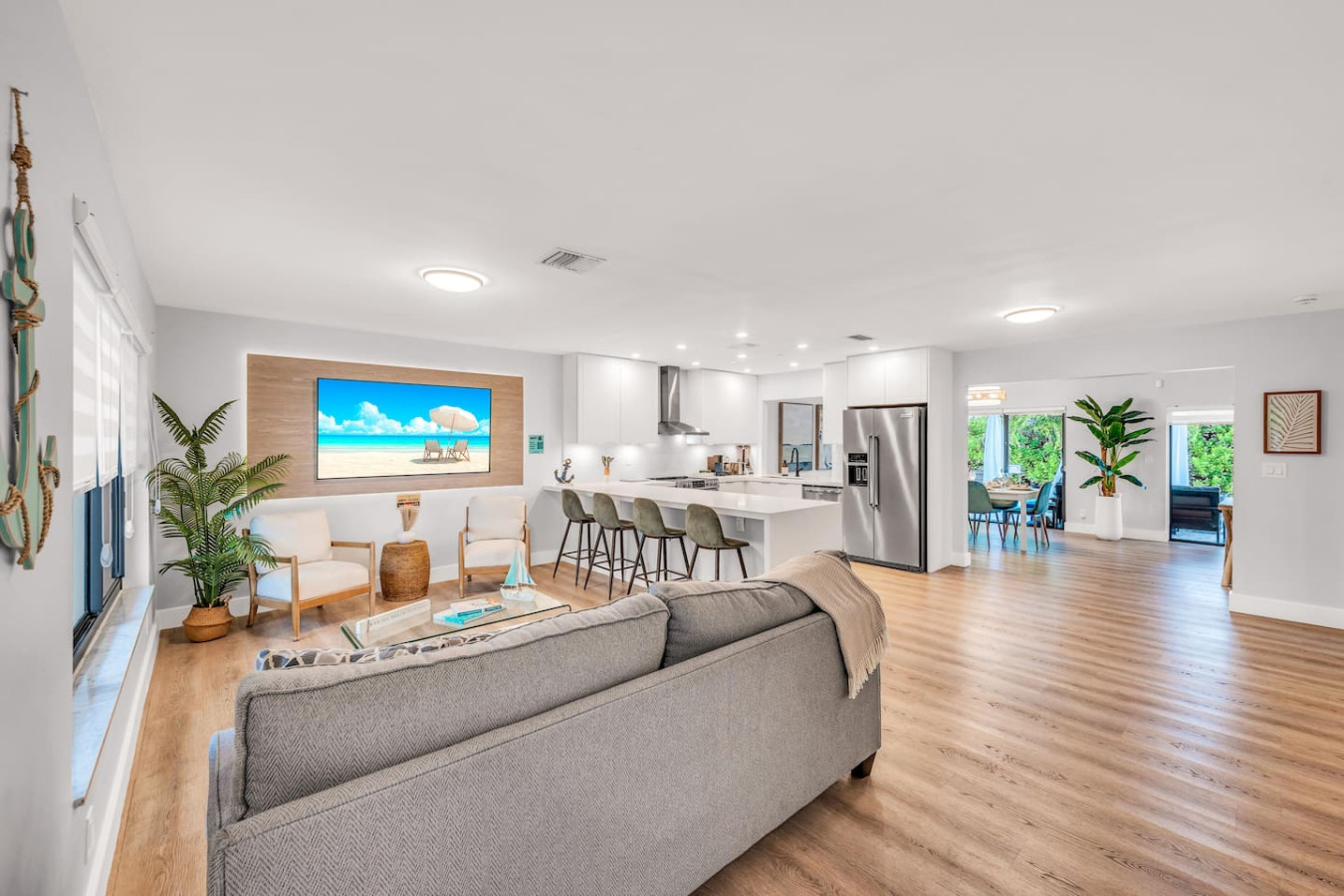 Chic + Upscale + Heated Pool | 15 Min Fll & Beach - Bahamas