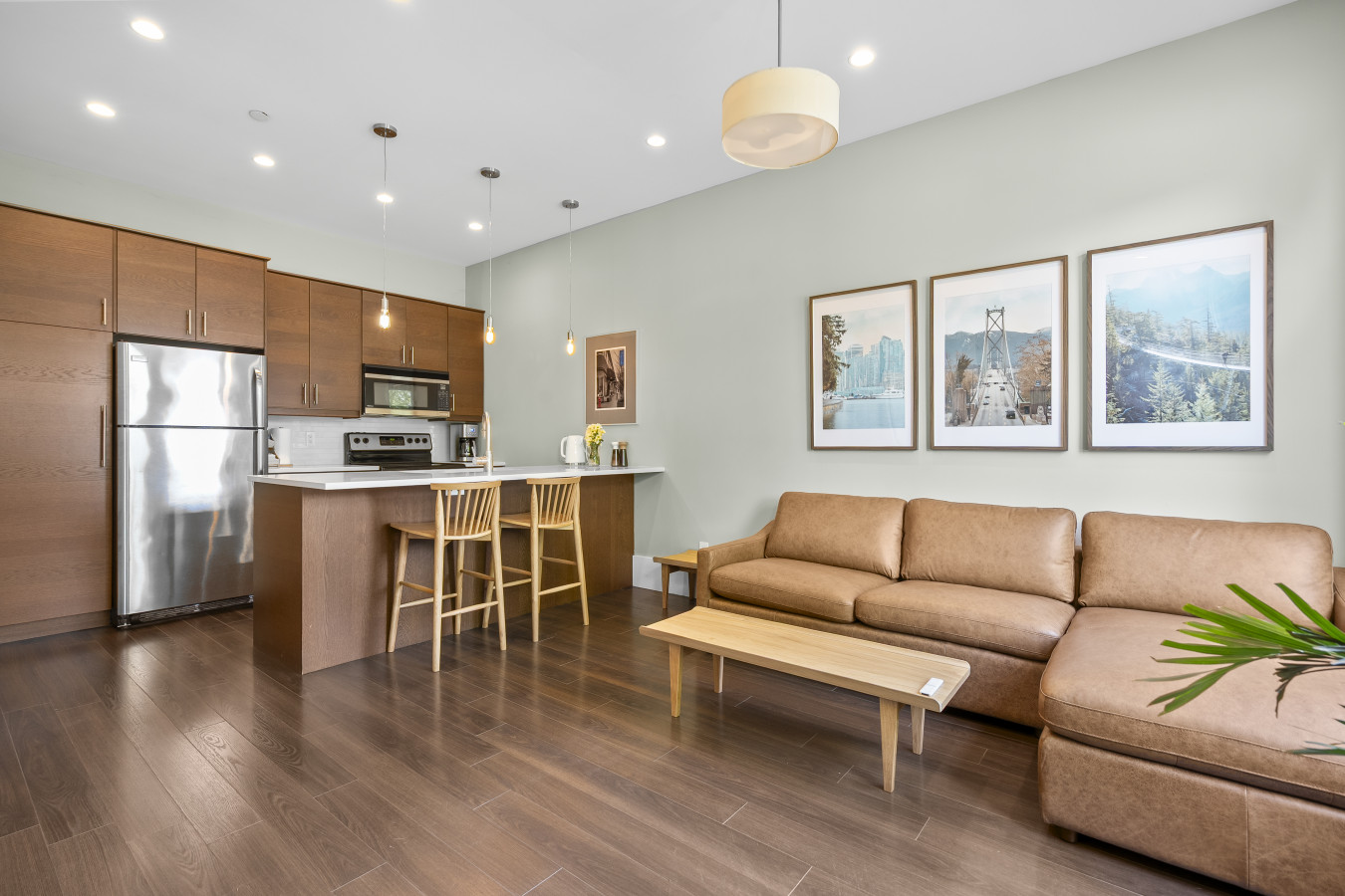 Cozy 1br|1bth- Retreat Near Main St - Canada