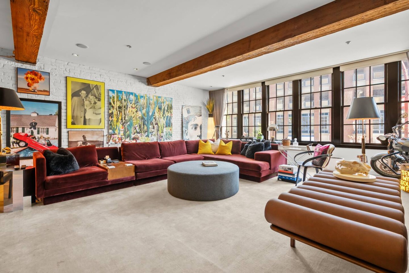 The Keefer Suites | Designer Award-winning Loft - Canadá
