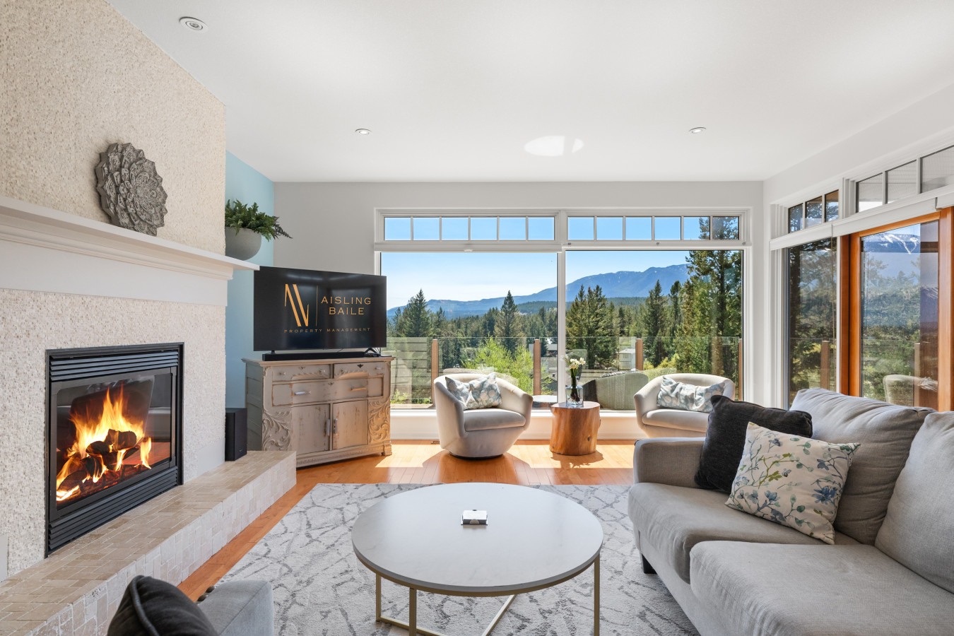 Stunning Lake Views And Hot Tub - Elegant Mountain Retreat - Invermere