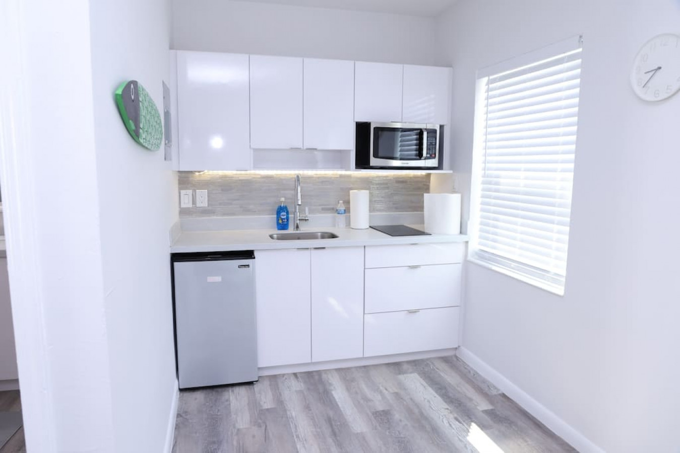 Private Patio With Bbq And Convenient Parking - Cozy Retreat - Coral Gables, FL