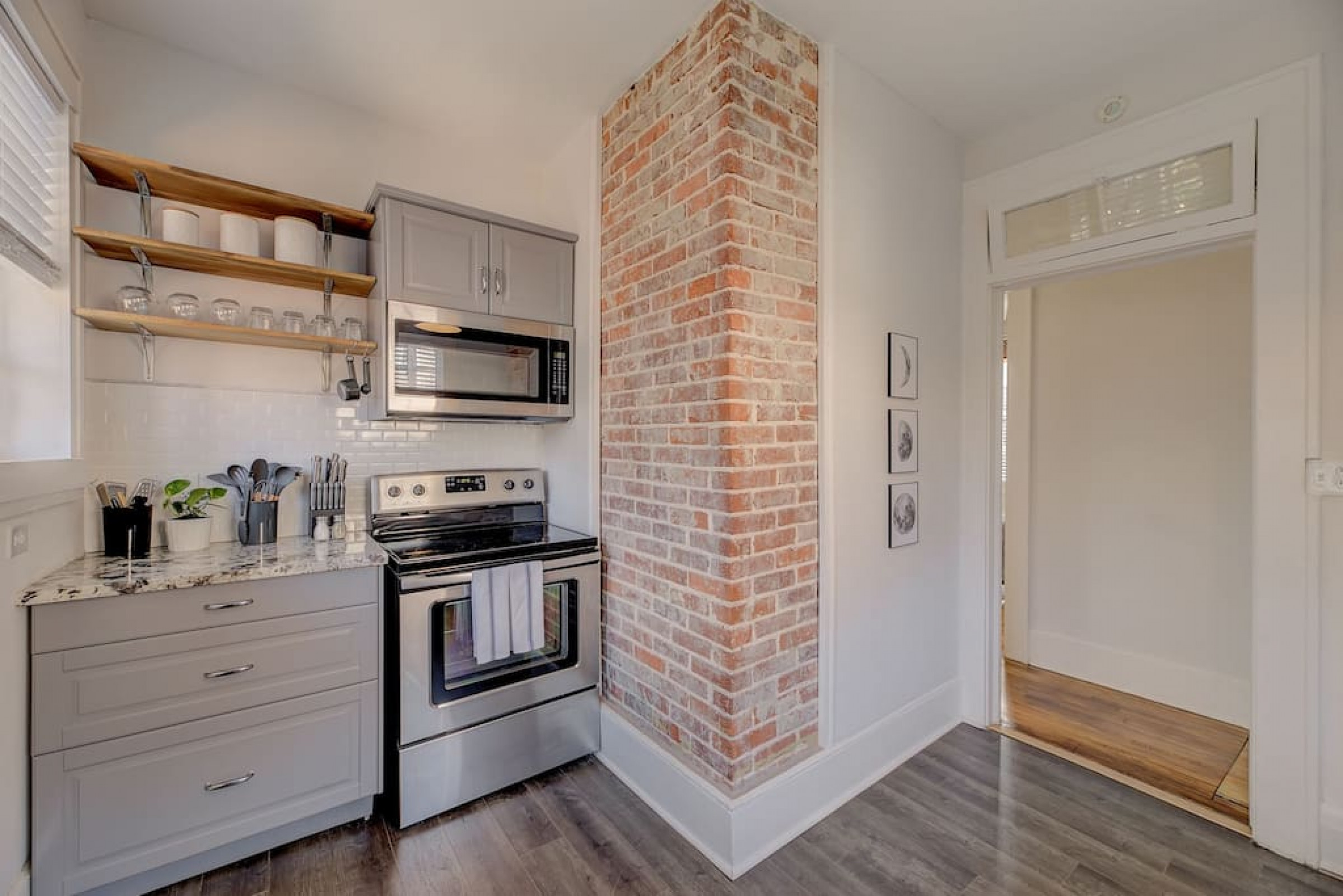 Spacious Living Area And Full Kitchen - Charming Vintage Escape - Columbia, SC