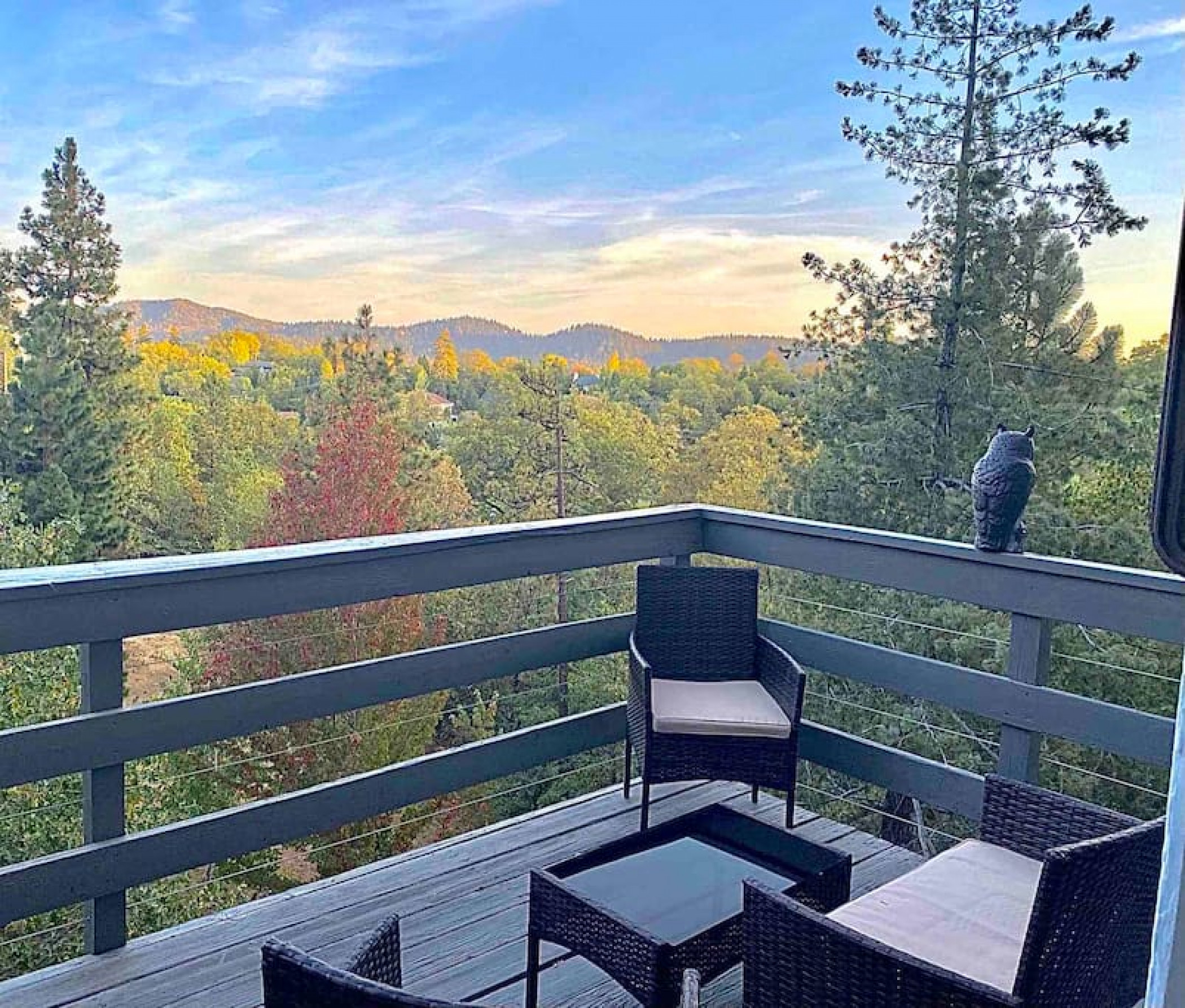 Magical Mountain Views And Cozy Gatherings - Enchanting Retreat - Lake Arrowhead, CA