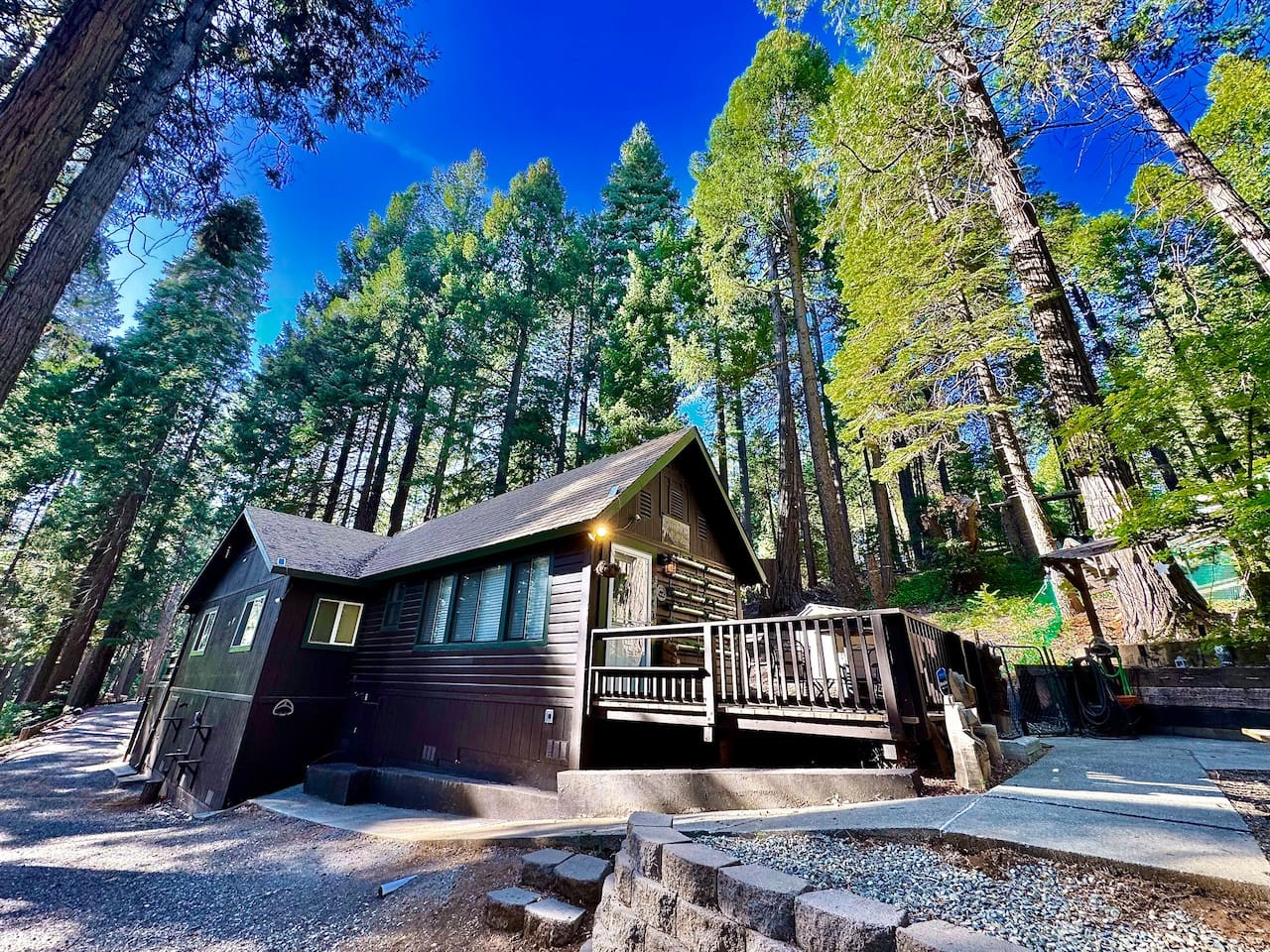 Serene Mountain Escape-cozy Cabin Near Sly Park - Pollock Pines, CA