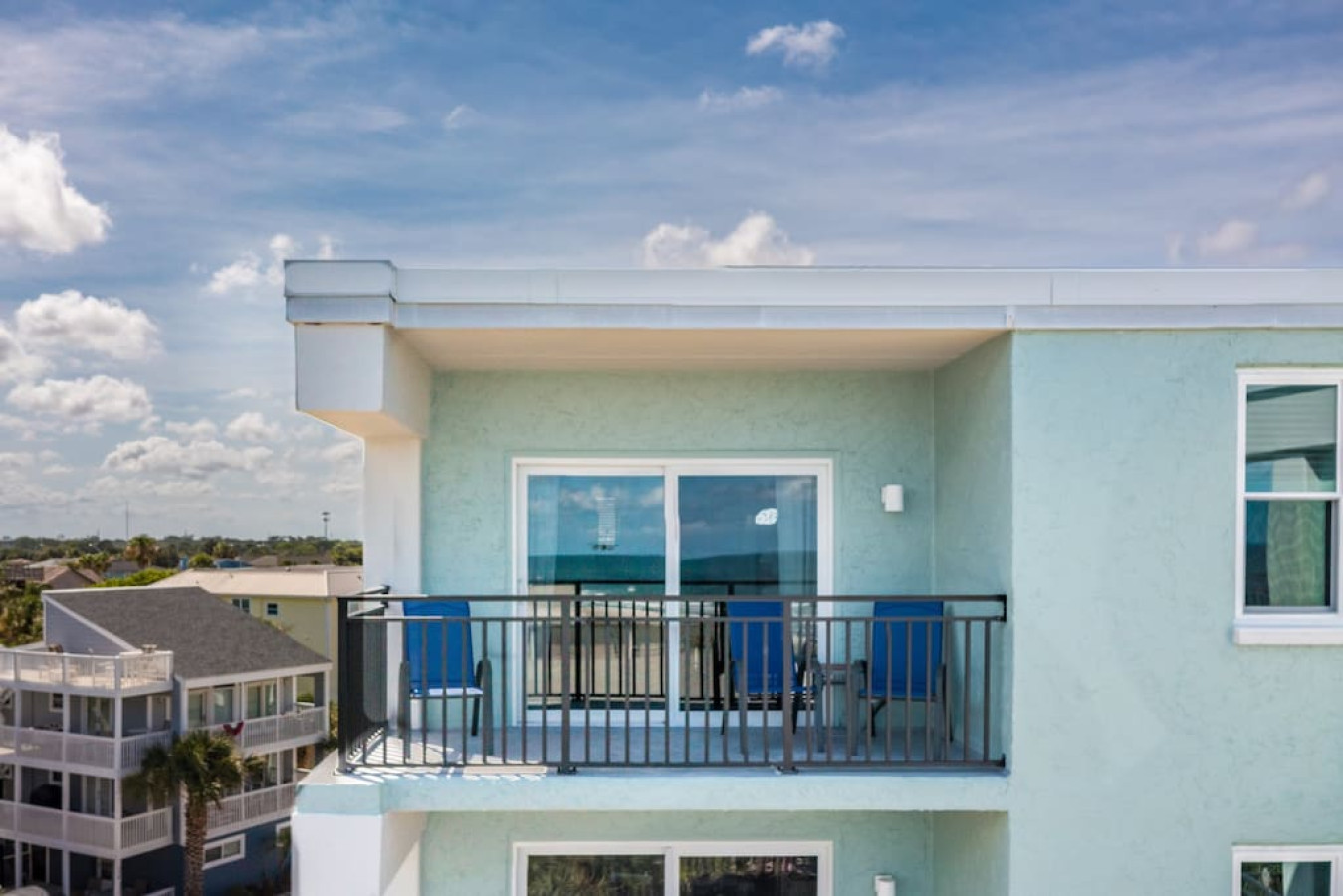 Breathtaking Ocean Views And Spacious Balcony - Cozy Beach Haven - Jacksonville Beach, FL
