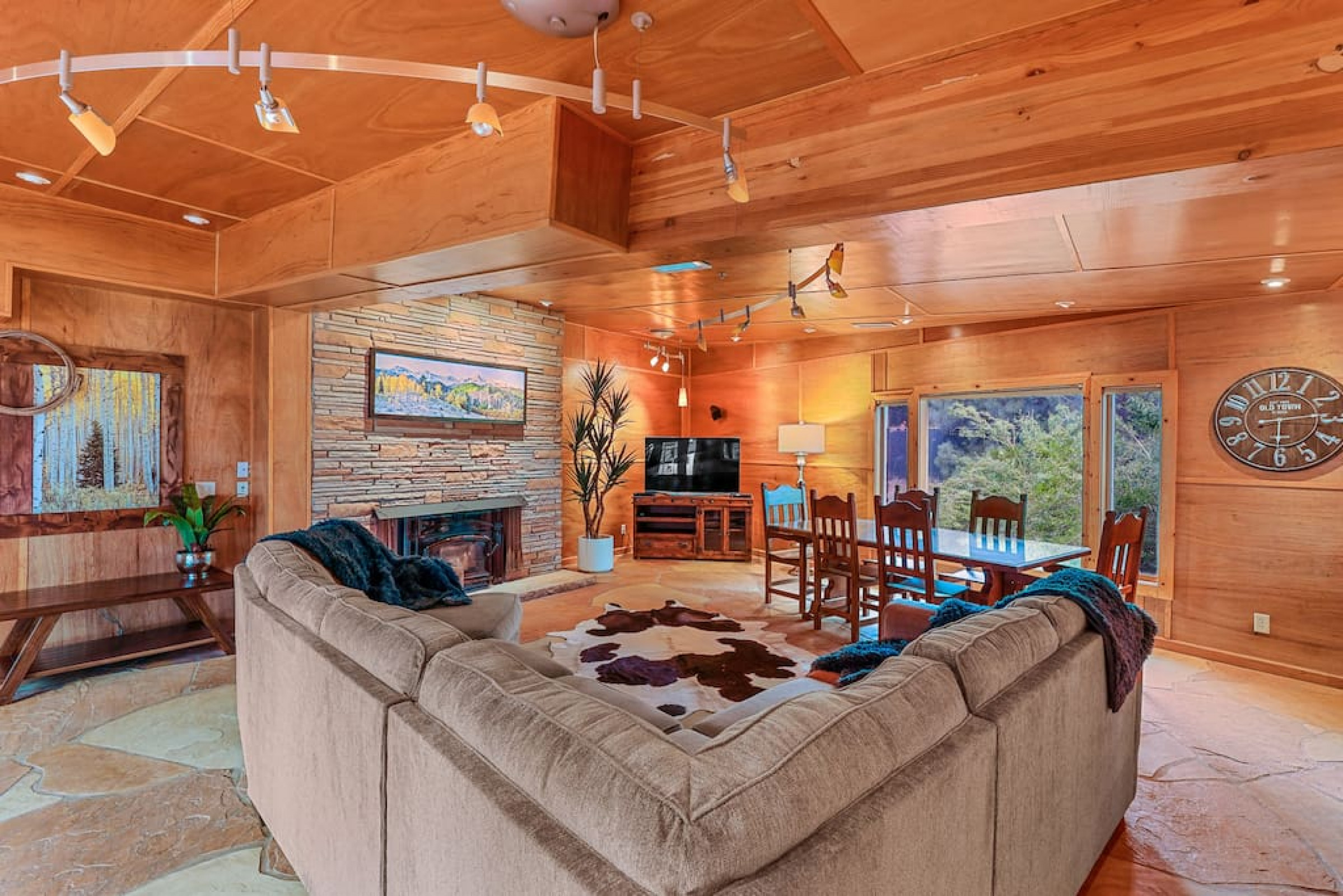 Chic Air-conditioned Retreat And Forest Oasis - Inviting Rustic Escape - Flagstaff, AZ