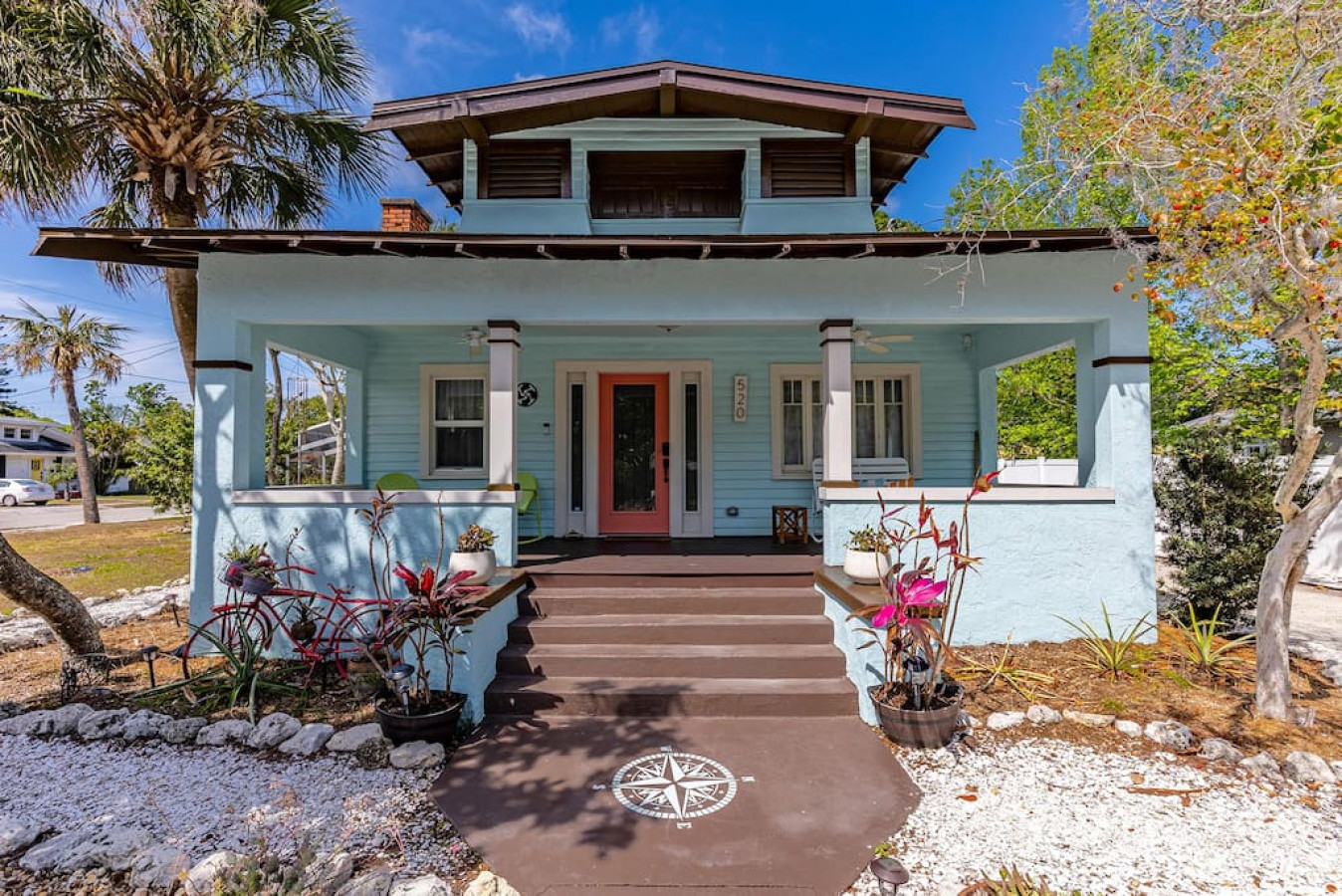 Charming Oasis With Private Saltwater Pool - Spacious Family Retreat - Bradenton, FL