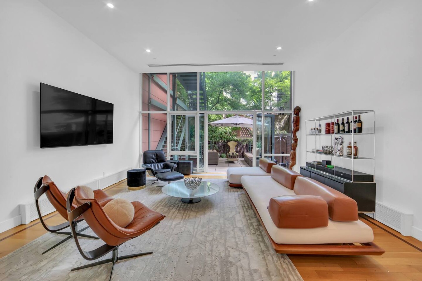 Luxury Garden Duplex – Home Feel, Modern Vibe! - New York