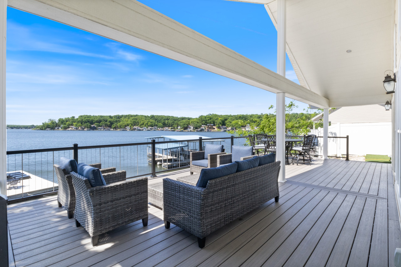 Sunset Lodge! - Waterfront House With Private Dock! - Missouri
