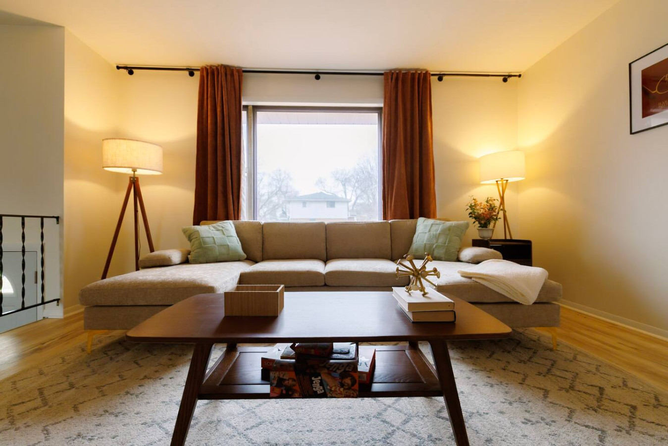 Cozy Home | Near Downtown + Workspace - Peoria, IL