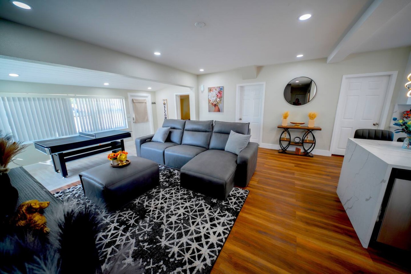 Modern 4br Home W/ Pool, Games Near Beach & Fll - Fort Lauderdale, FL