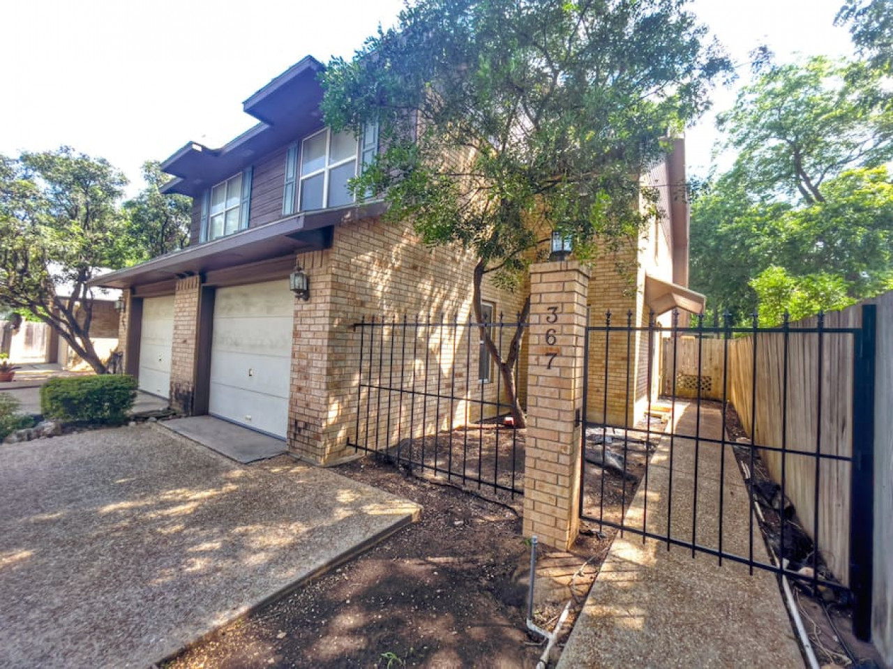 Relaxing Near Comal River And Downtown Delights - Charming Oasis - New Braunfels, TX