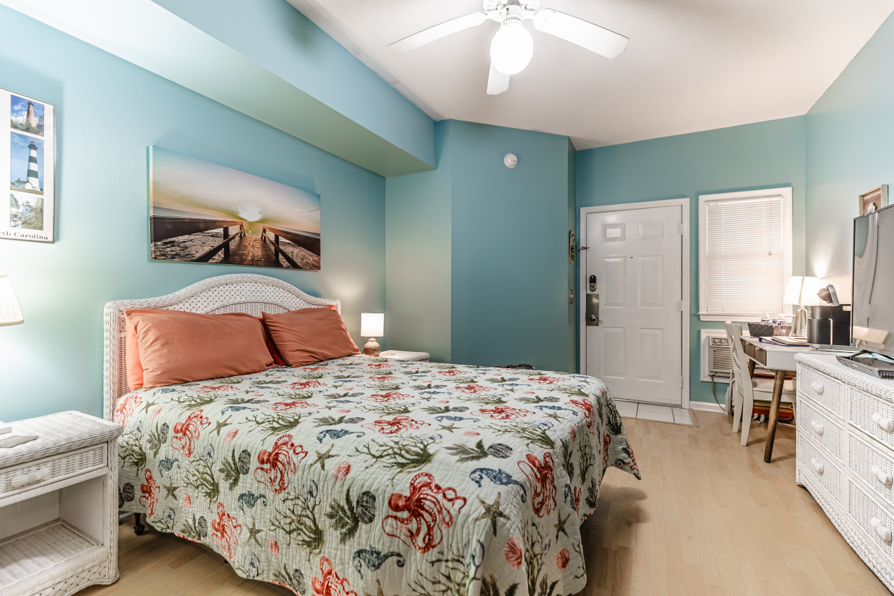 Cozy Retreat Near Golf Course And Beach - Inviting Sanctuary - Sunset Beach, NC