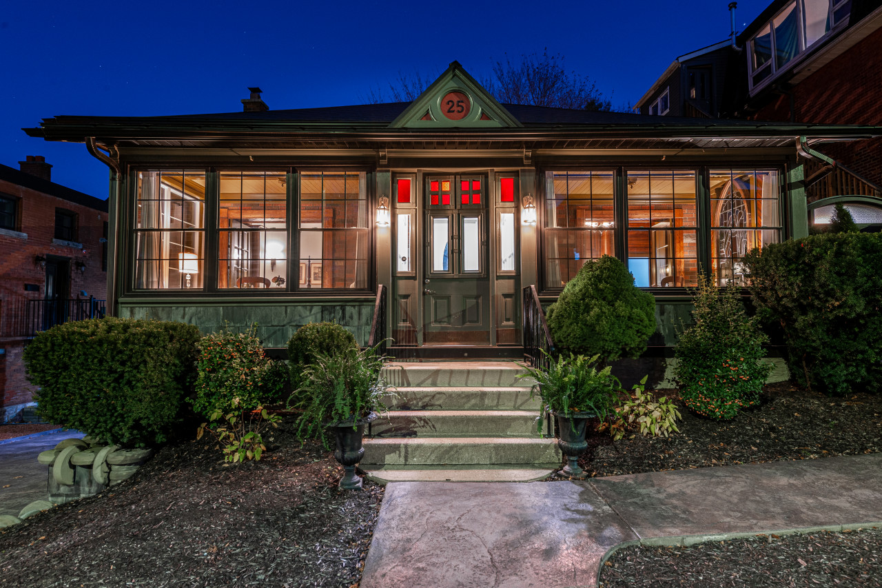 Cozy Patio And Scenic River View - Elegant Retreat - Stratford