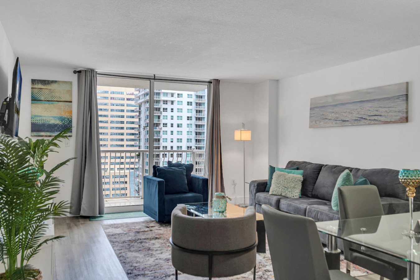 Peaceful Brickell 1br | Water & City Outlook - The Bahamas
