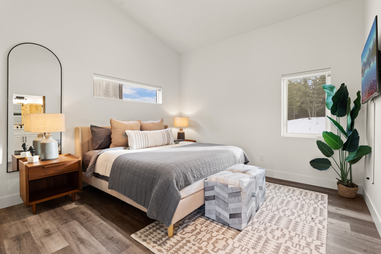 Resort-style Amenities And Cozy Comfort - Stunning Mountain Retreat - Whitefish, MT