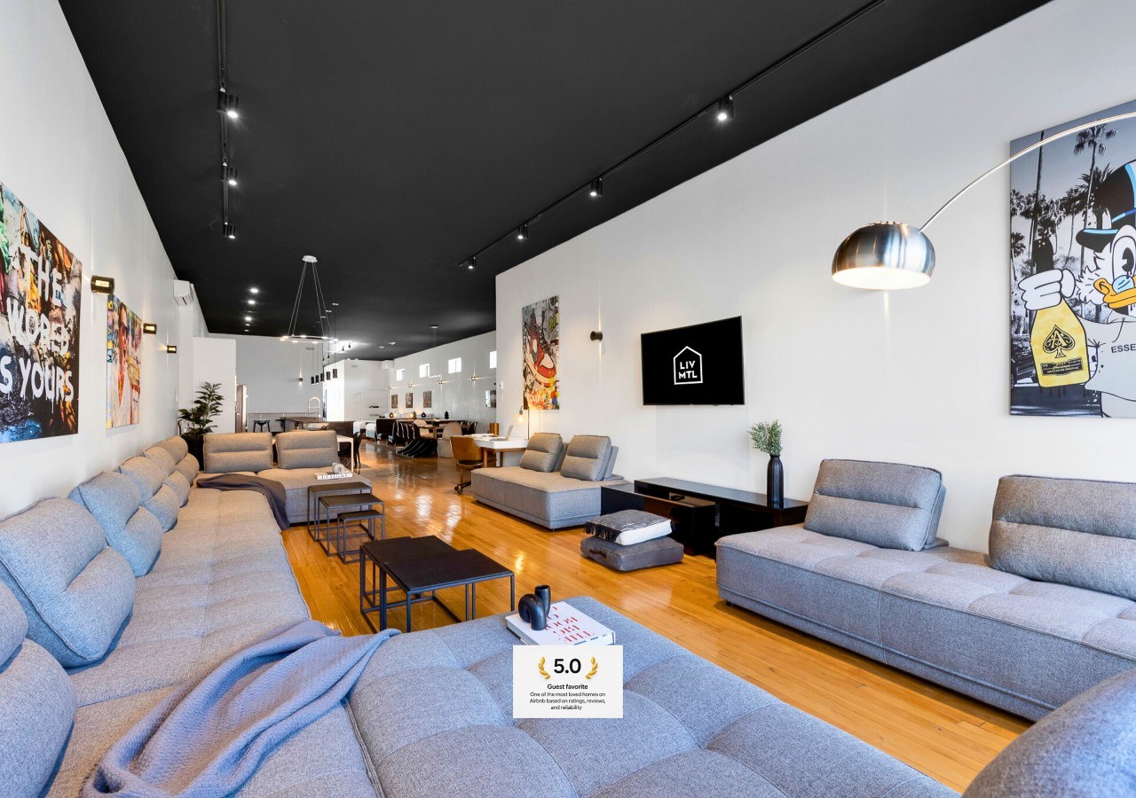 Spacious Penthouse With Game Amenities - Stunning Urban Retreat - Montréal