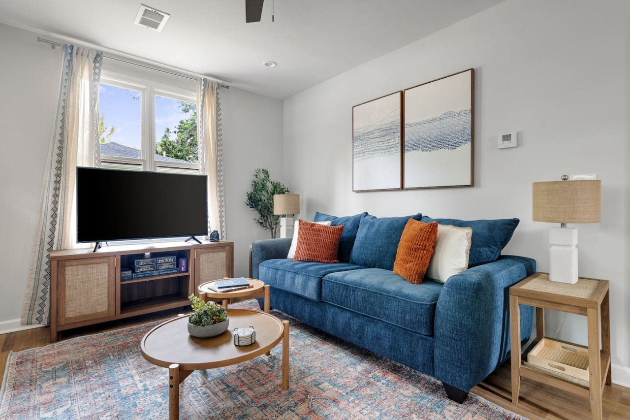Renovated 3 Bedroom House-10 Minutes To Downtown! - Charleston, SC
