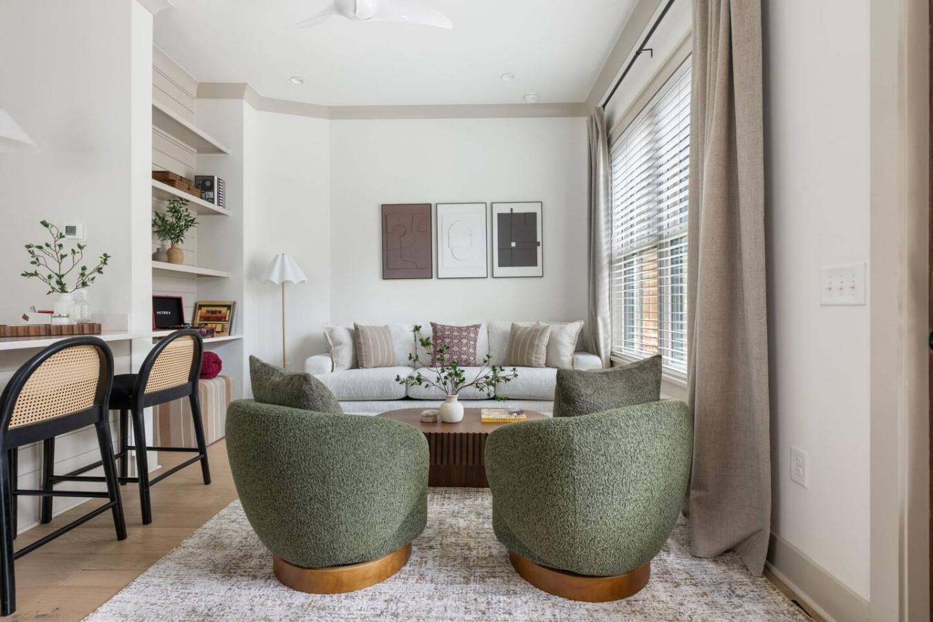 Coastal Charm! Chic Cottage - 2 Blocks To King St - Charleston, SC