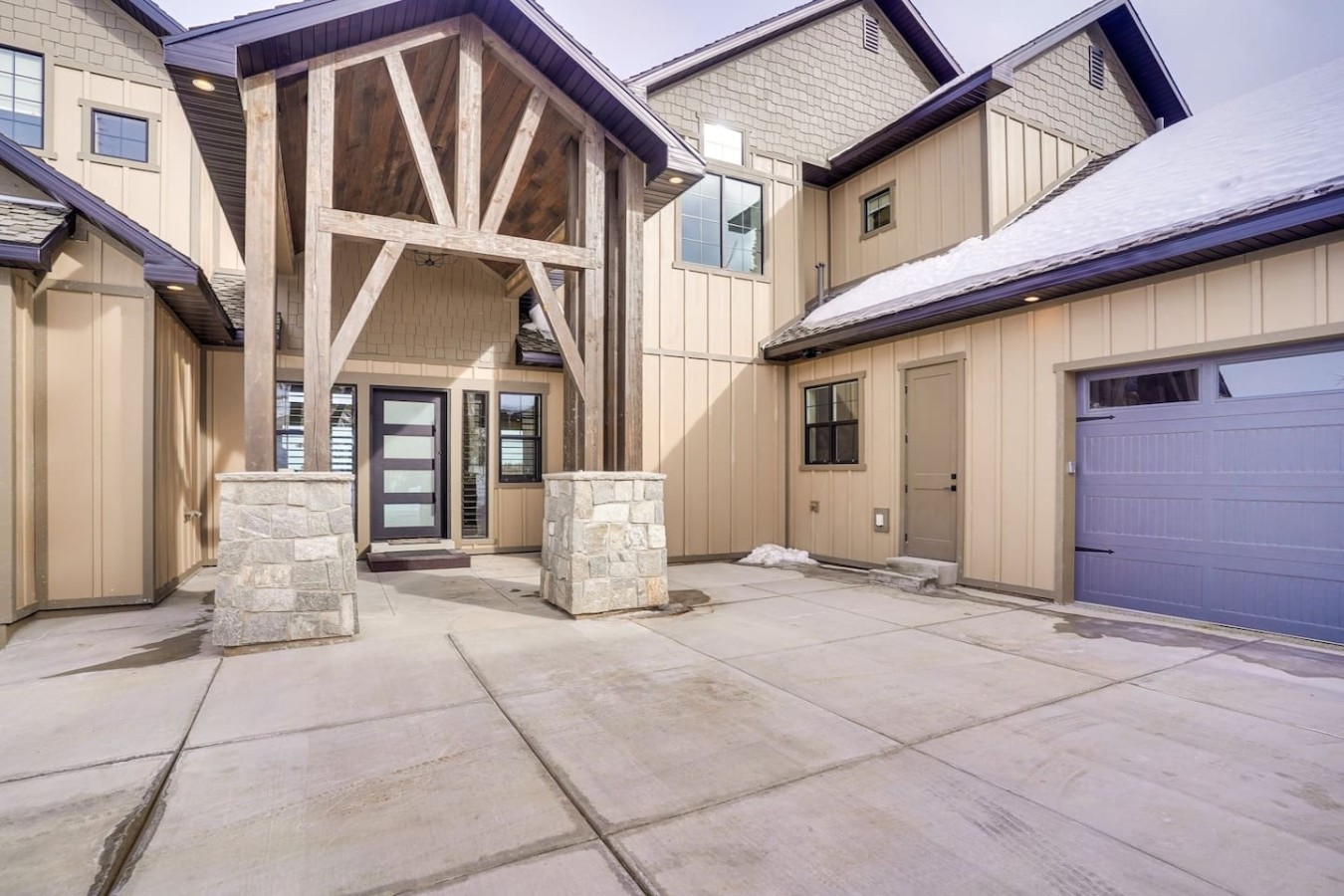 Aspen View Lodge | Huge Family Cabin W/ Views - United States