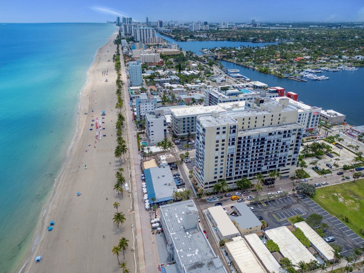 Charming Suite With Pool Access And Kitchenette - Modern Coastal Escape - Hollywood, FL